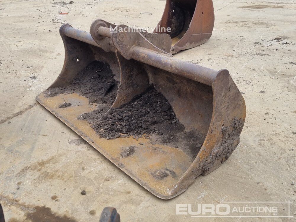 Prodaje se 72" Ditching Bucket 65mm Pin to suit 13 Ton Excavator kašiku za bager na aukciji