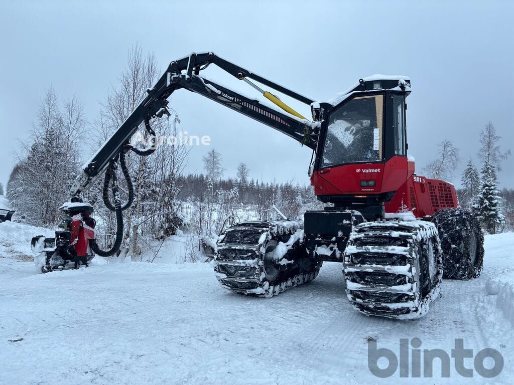 Prodaje se Valmet 901.3 harvester na aukciji