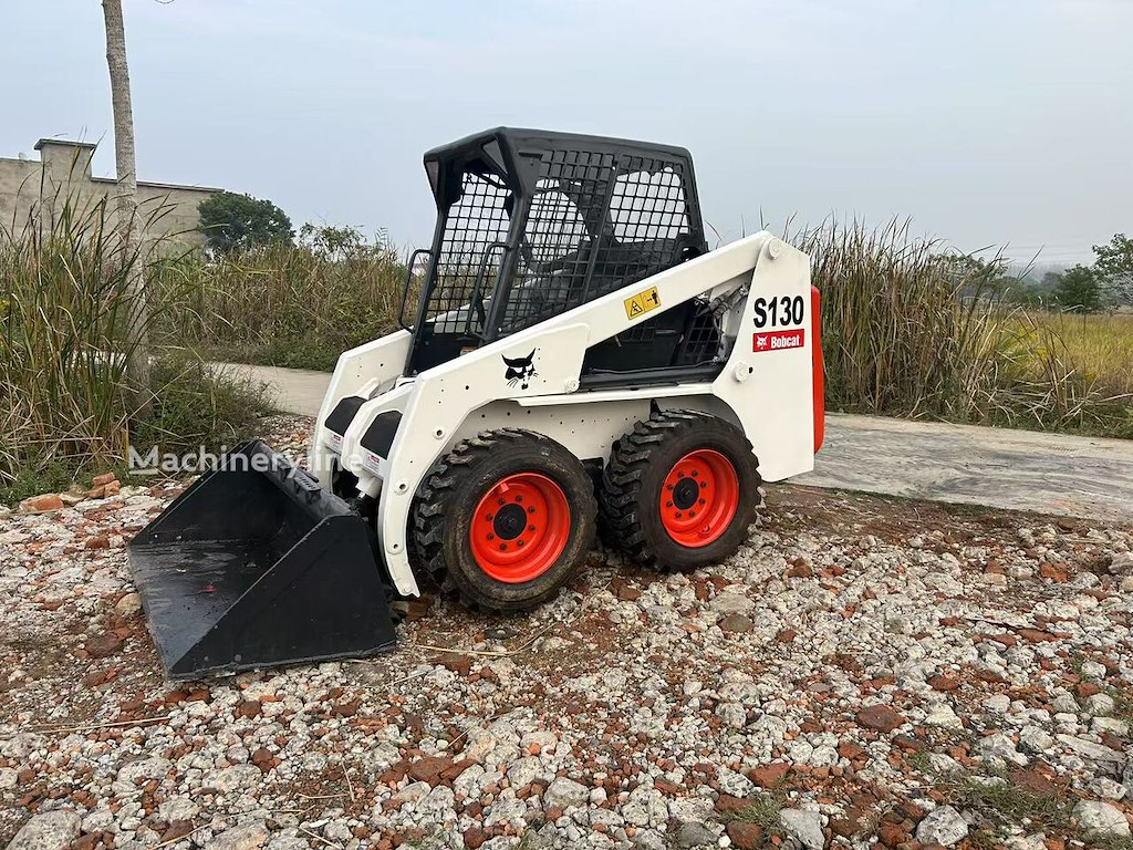 Bobcat S130 mini utovarivač