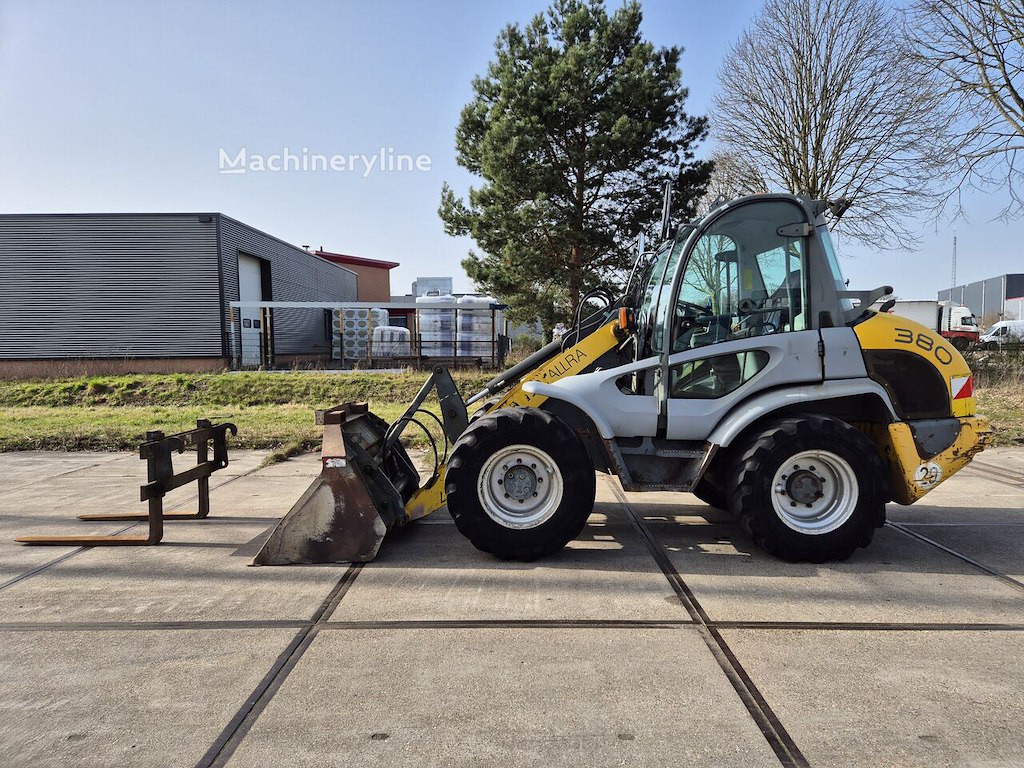 Kramer Allrad 380, With Bucket & Forks prednji utovarivač