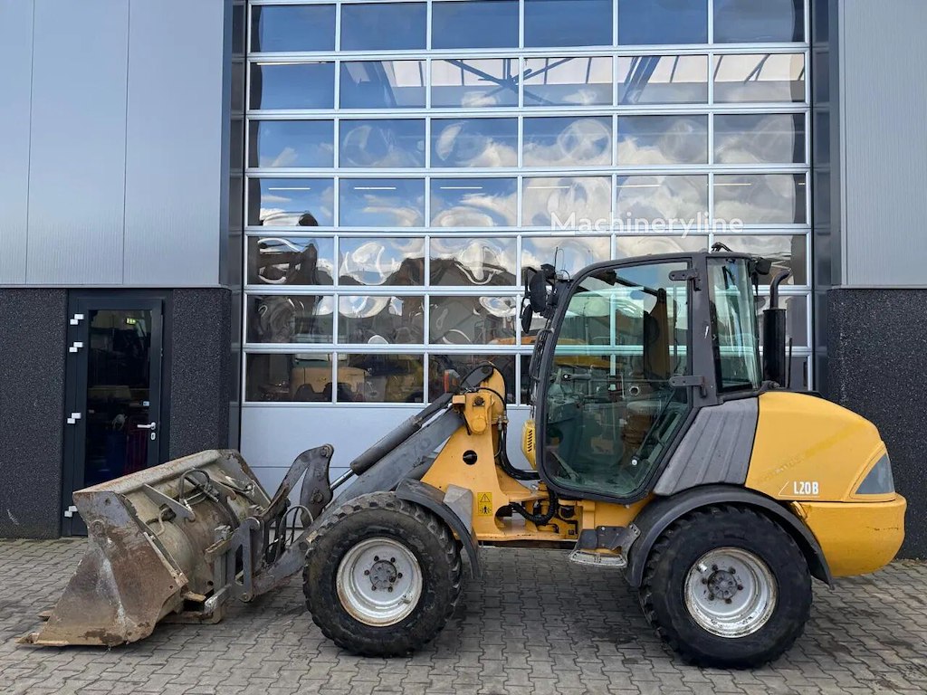 Volvo L20B prednji utovarivač