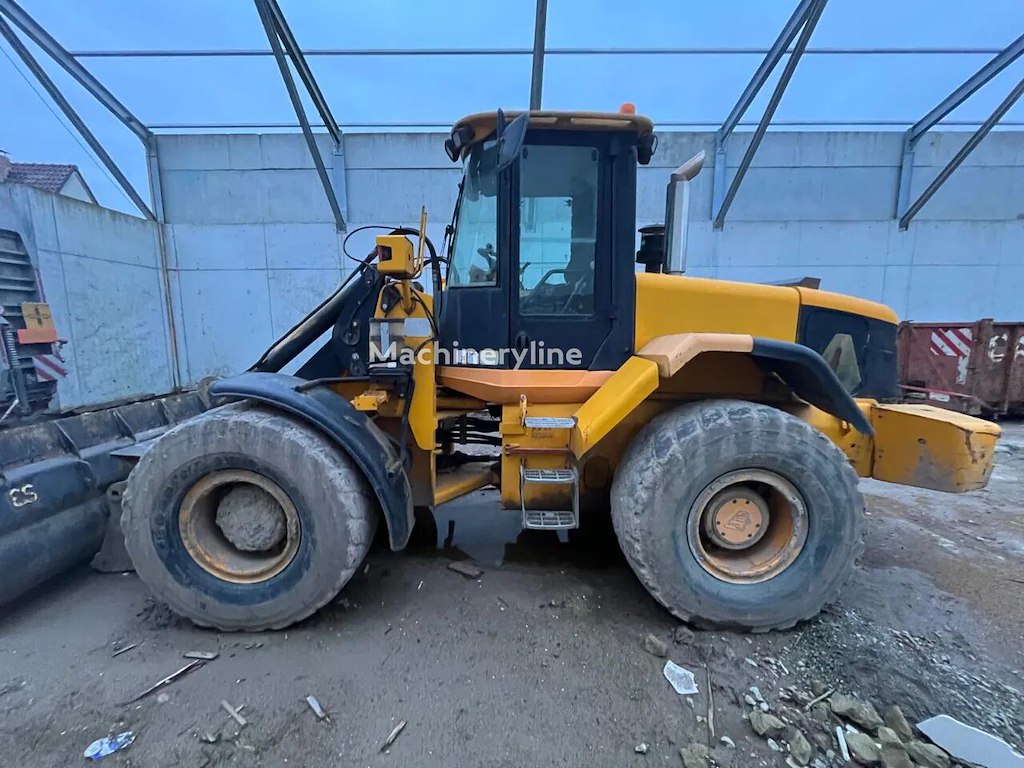 JCB 436 prednji utovarivač