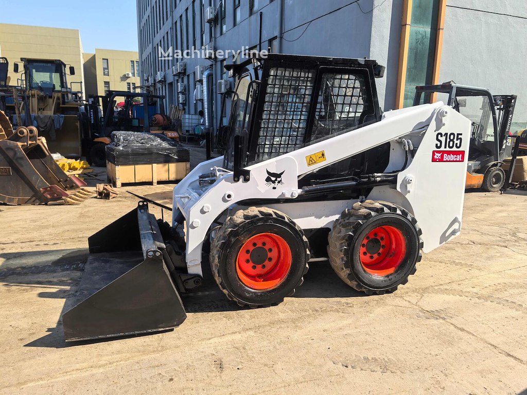 Bobcat S185 mini utovarivač