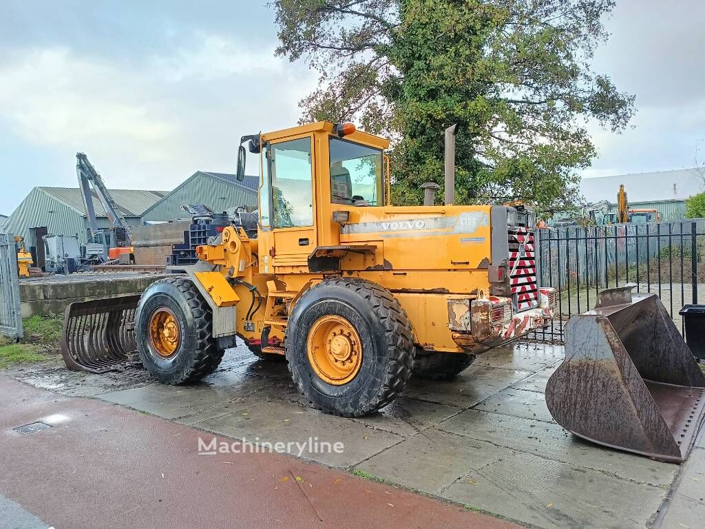 Volvo L 70 C shovel wiellader loader shovel + 3 bakken prednji utovarivač