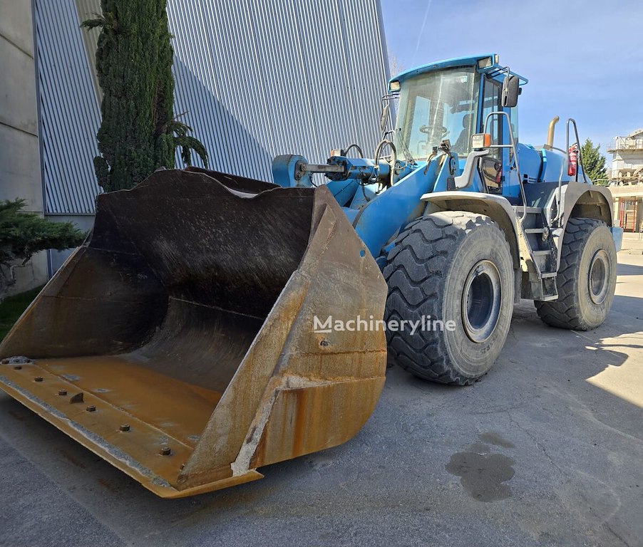 Liebherr L 574 BROKEN ENGINE prednji utovarivač