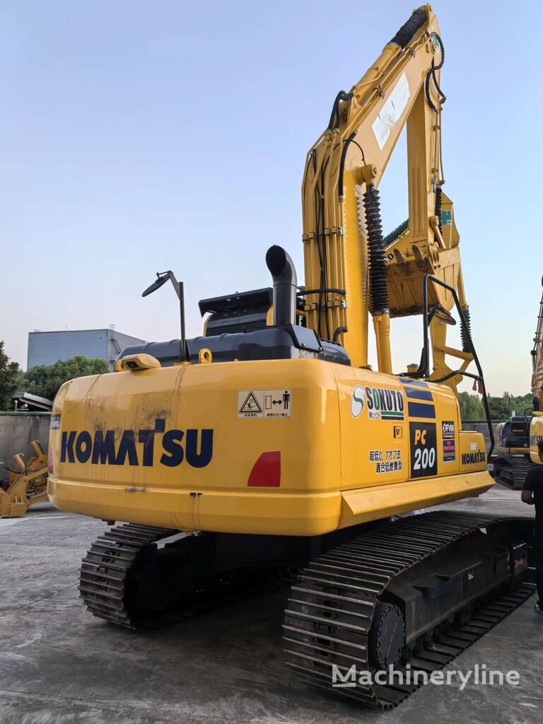 Komatsu PC200-8N1 bager guseničar