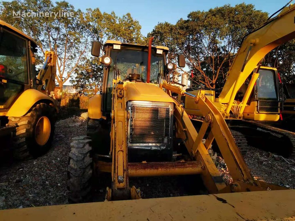 JCB 4CX bager-utovarivač