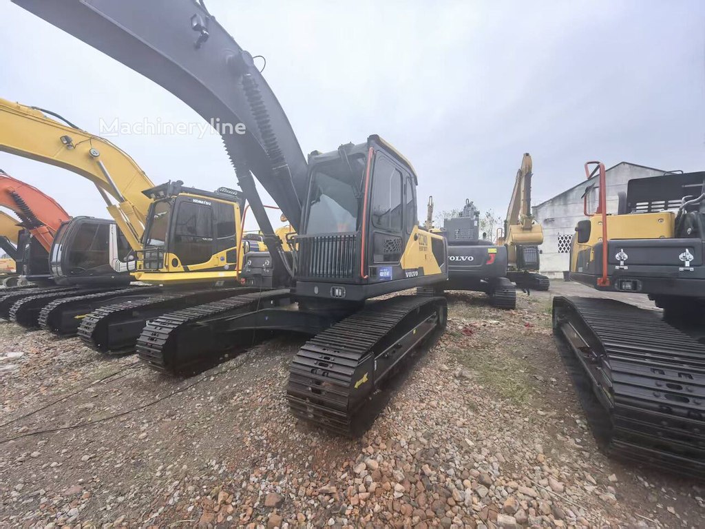 Volvo EC240 bager guseničar