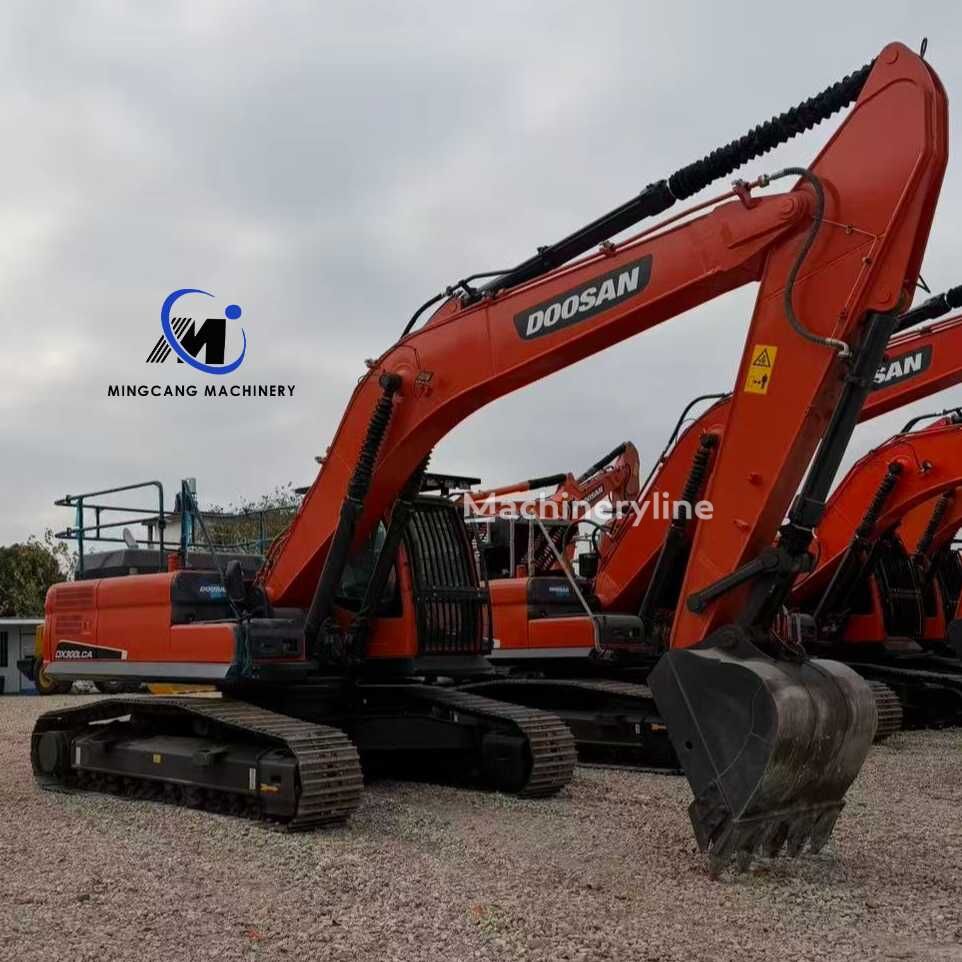 Doosan DX300LCA bager guseničar