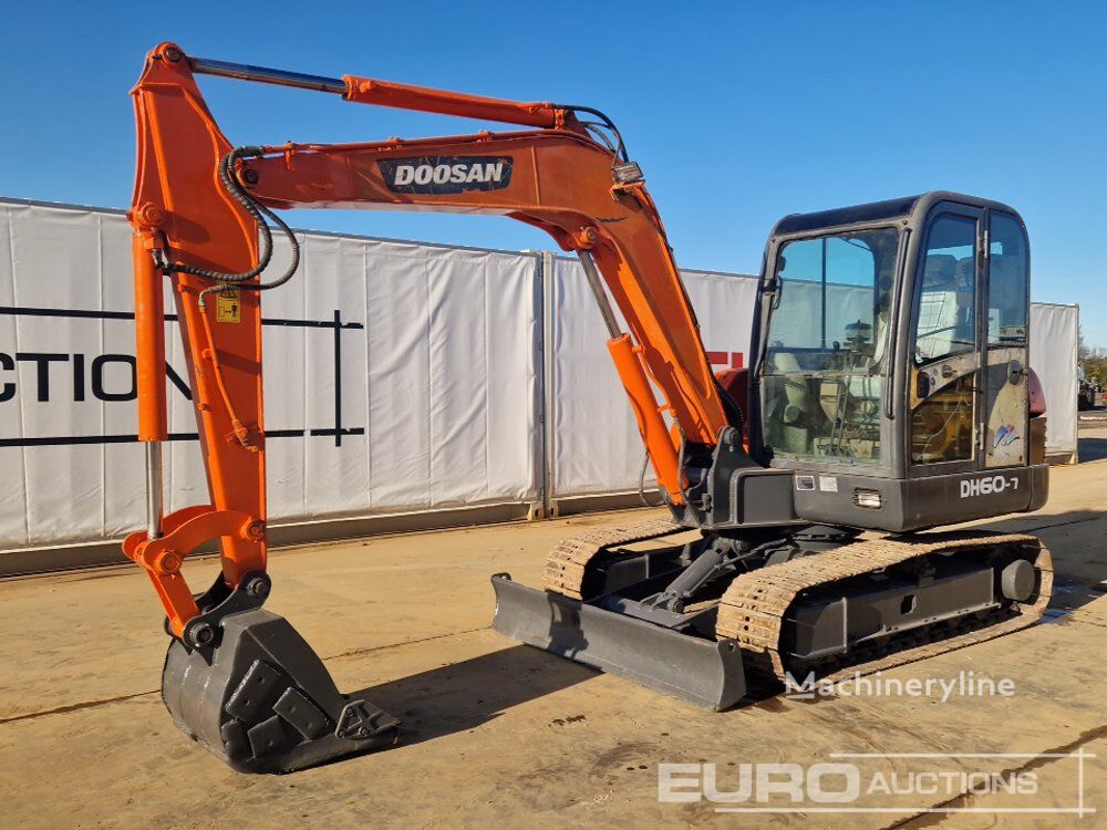 Prodaje se Doosan DH60-7 mini bager na aukciji