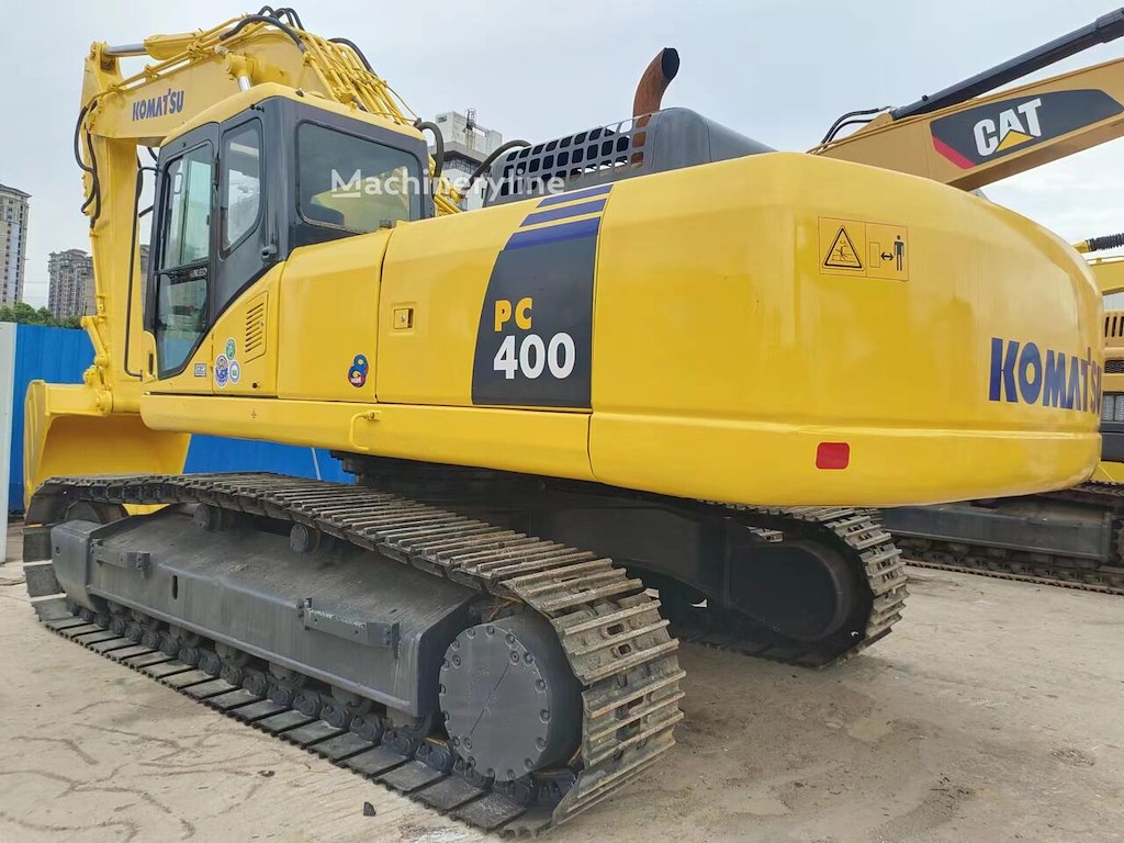 Komatsu PC400-8 bager guseničar