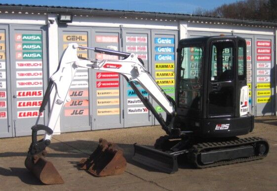 Bobcat E25EM mini bager