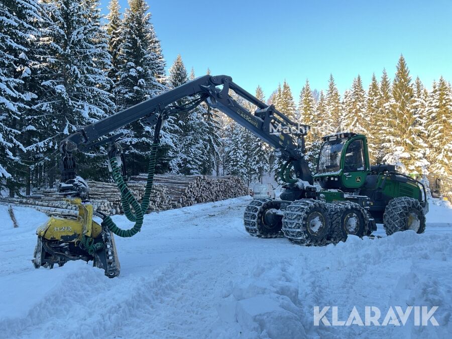 Prodaje se John Deere 1170G bager-utovarivač na aukciji