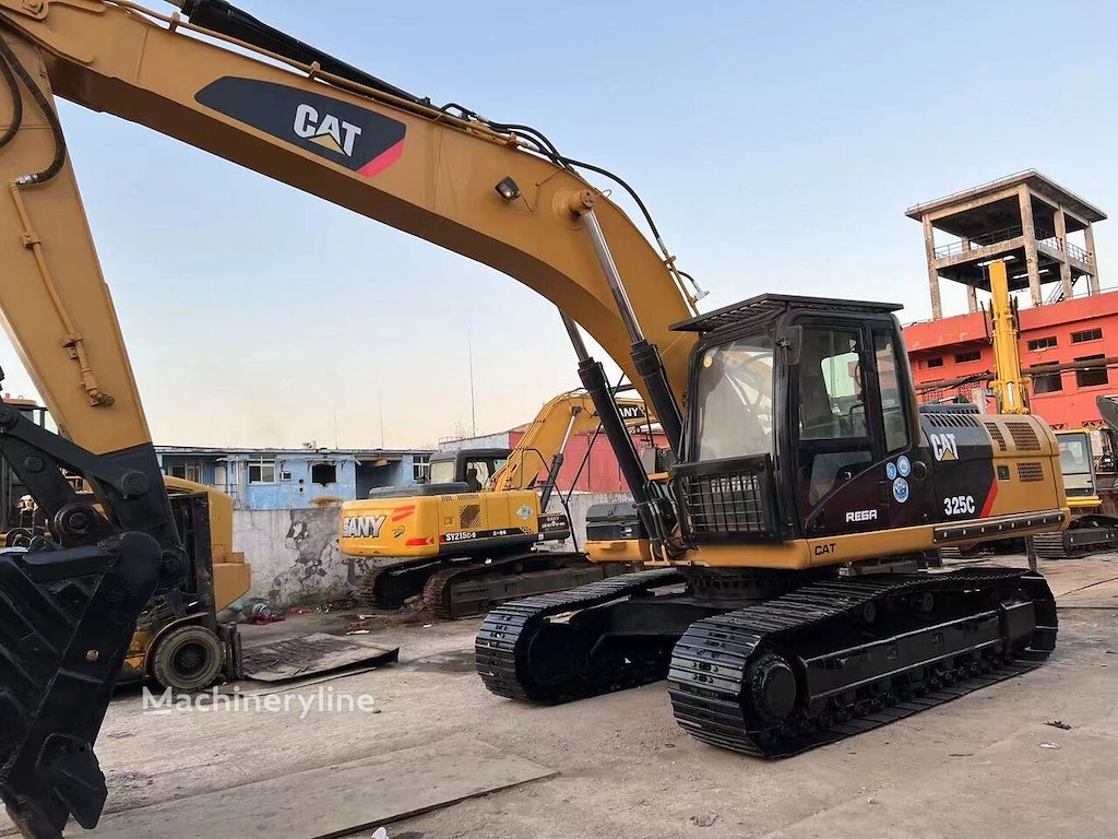 Caterpillar 325C bager guseničar