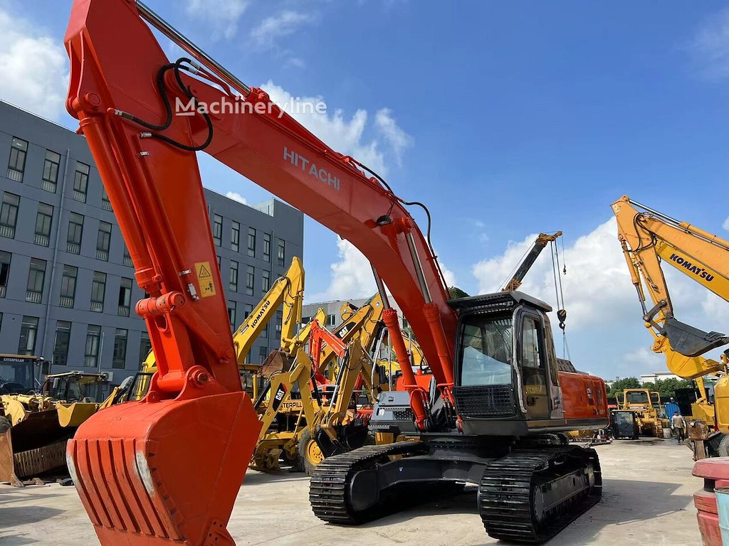 Hitachi ZX350 bager guseničar
