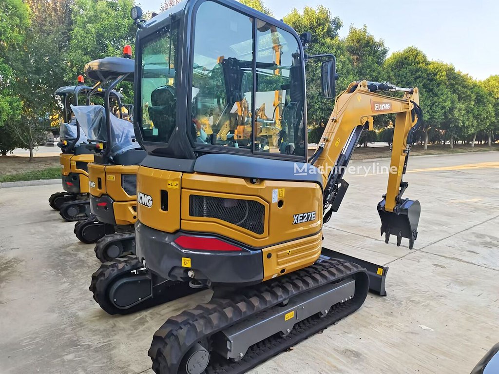 Novi XCMG XE27E mini bager