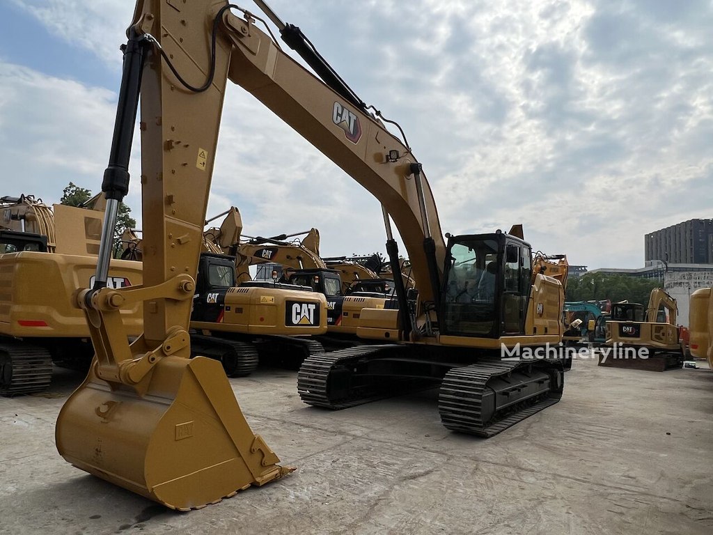 Caterpillar 330 bager guseničar