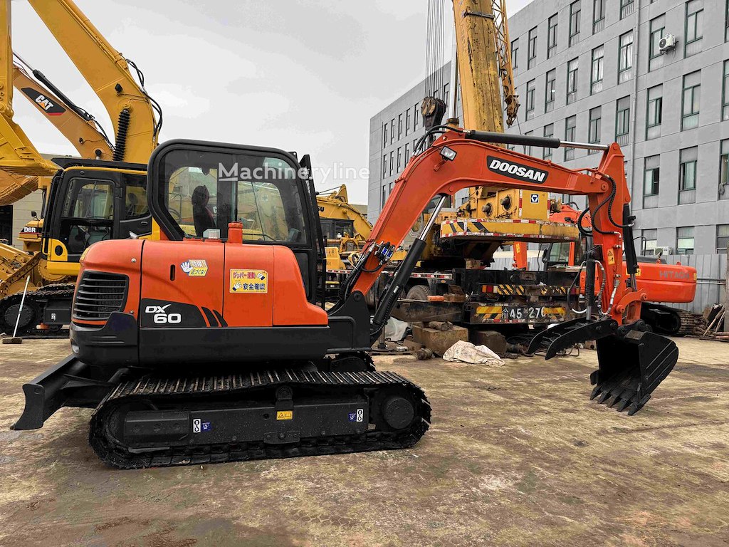 Doosan DX60 midi bager