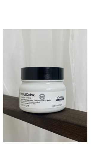 Loreal Metal Detox maska za kosu 250 ml novo