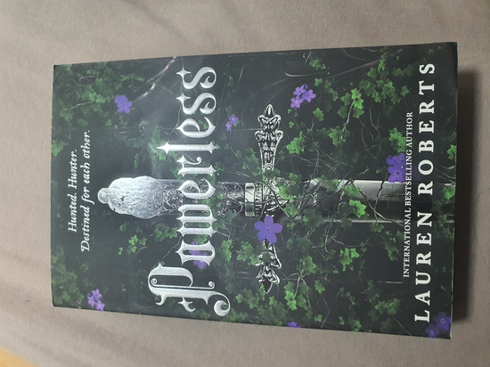 Powerless Lauren Roberts book set