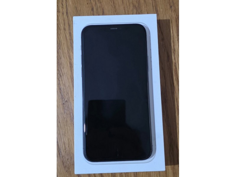 Iphone 11 + Iphone 11 Pro (64GB) – POVOLJNO