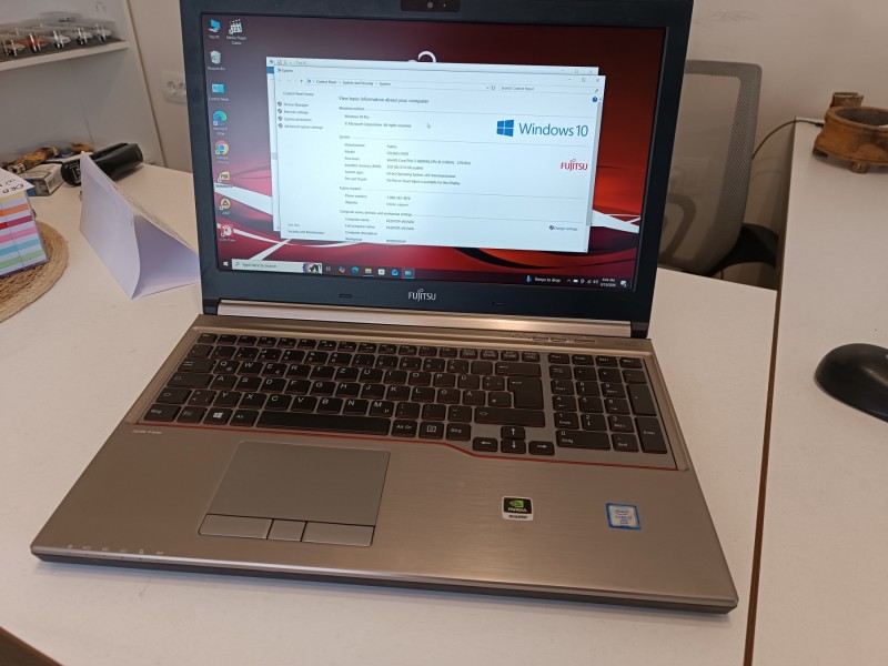 Fujitsu celsius H760 i7-6820hq 32gb 512gb quadro 4gb