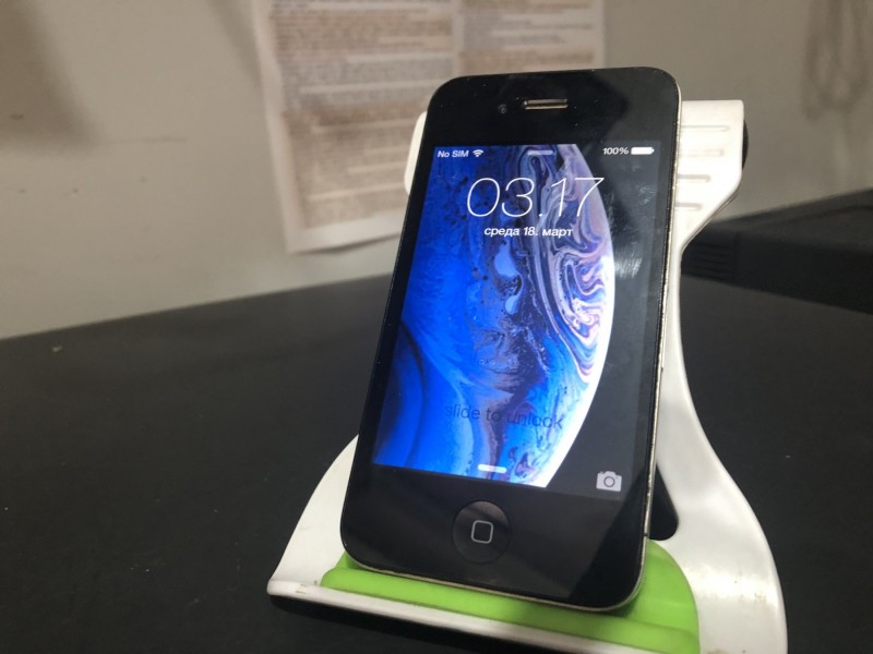 iPhone 4 8GB Black Br.S54