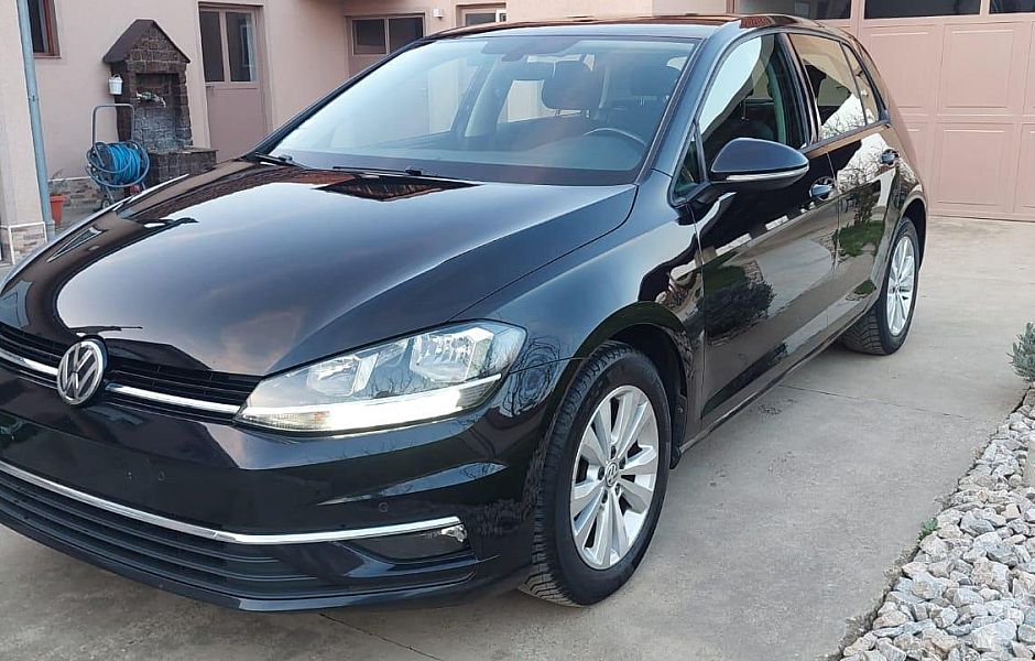 VW Golf 7 (2019) 1.6 TDI – Navigacija, LED, Senzori