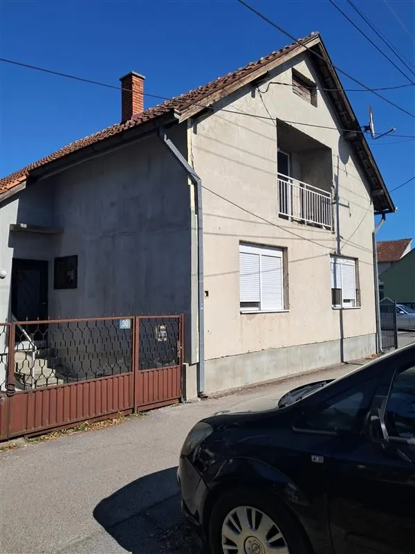 Prodaja, kuća, 267m², Tesla, Pančevo