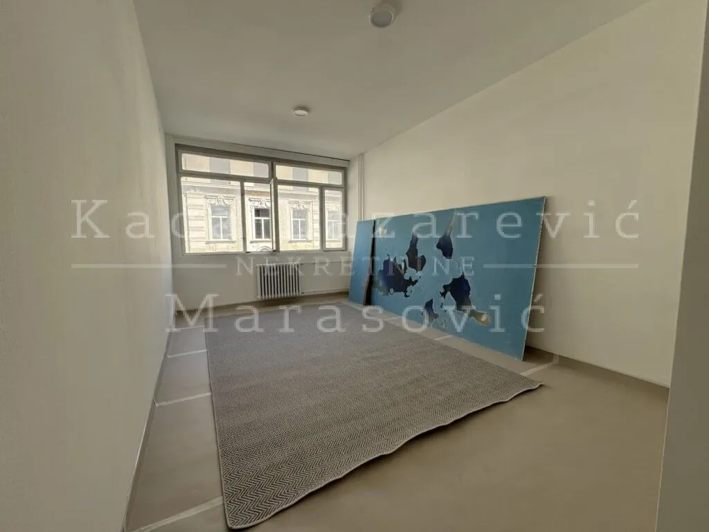 Prodaja, poslovni prostor, 126m², Stari Grad, Beograd