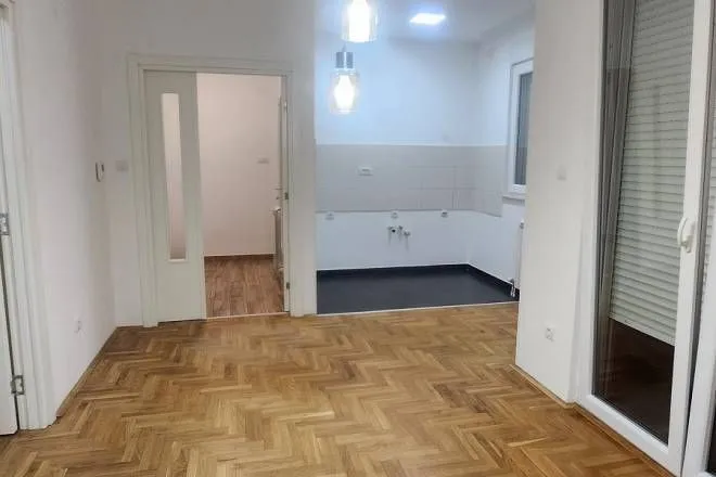 Prodaja, dvosoban stan, 36m², Lion, Zvezdara Sve Podlokacije