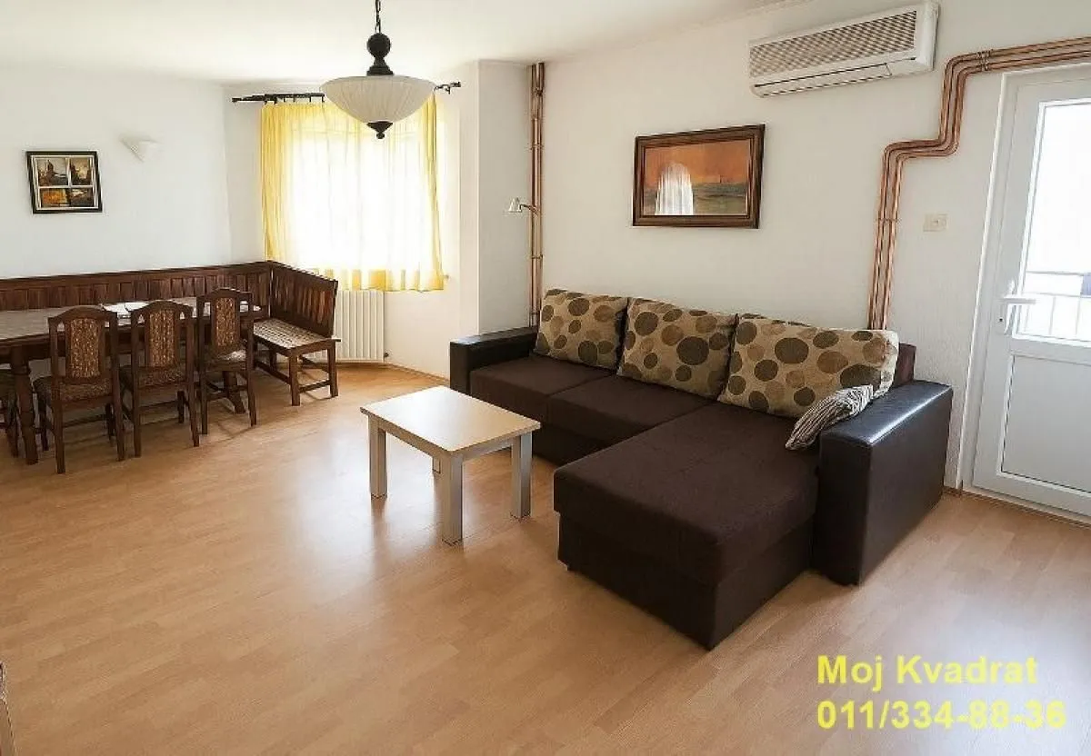 Prodaja, trosoban stan, 87m², Zemun Sve Podlokacije, Beograd