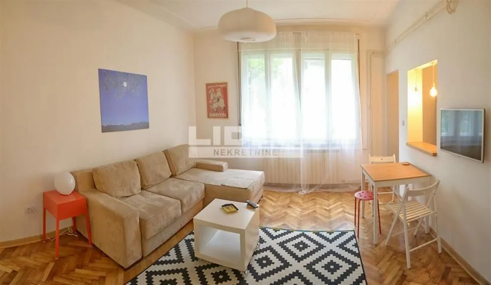 Prodaja, trosoban stan, 67m², Stari Grad, Beograd