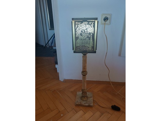 Vintage Ruska dekorativna lampa