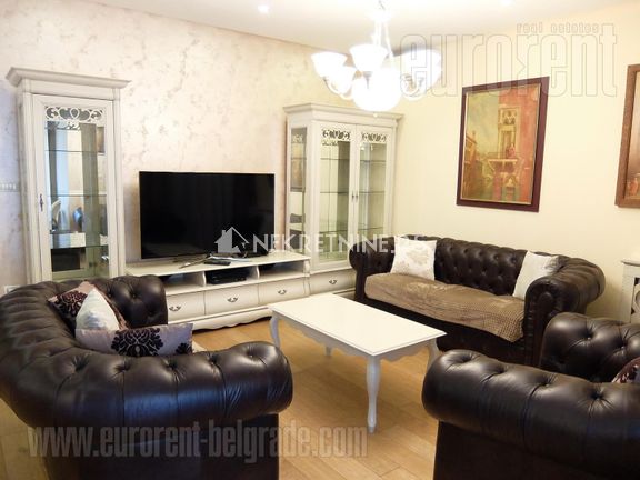 #44841, Izdavanje, Stan, CRVENI KRST, 2300 EUR