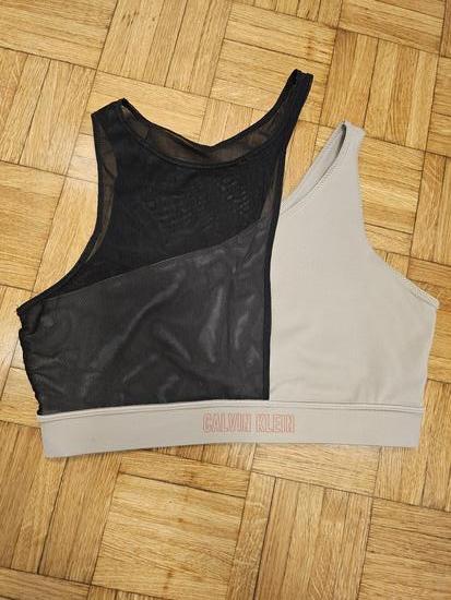 Calvin Klein top S