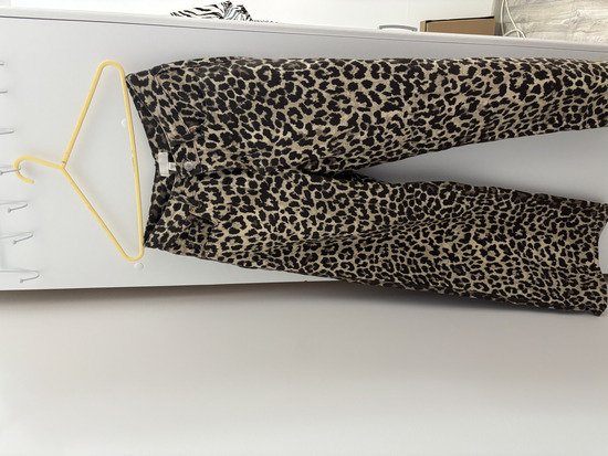 Leopard jeans H&M