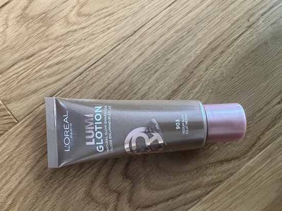 Loreal lumi glotion