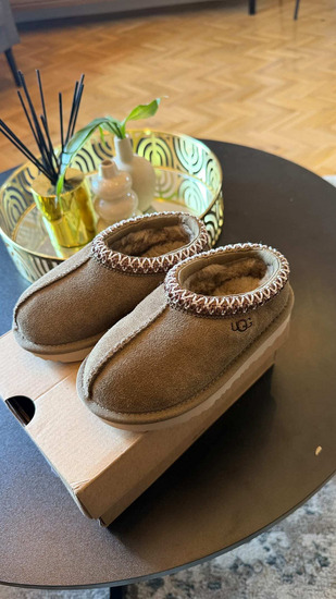 nove decije ugg papucice
