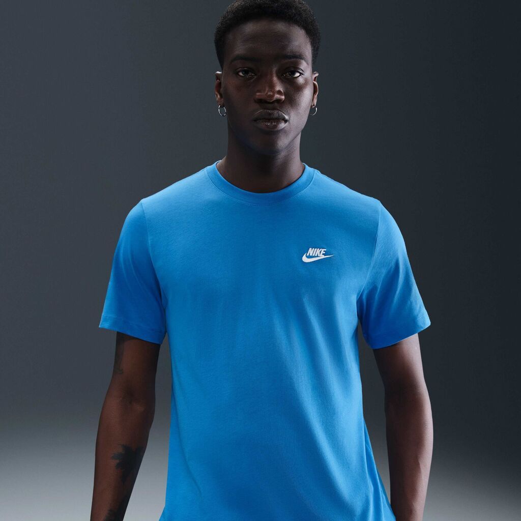 NIKE Sportswear Club Tee T-shirt vel. XS NOVO AR4997 435
