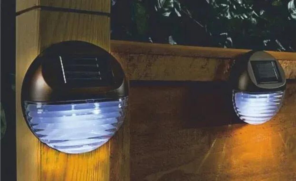 Solarne LED zidne lampe za eksterijer - Polukružni zidni modeli sa