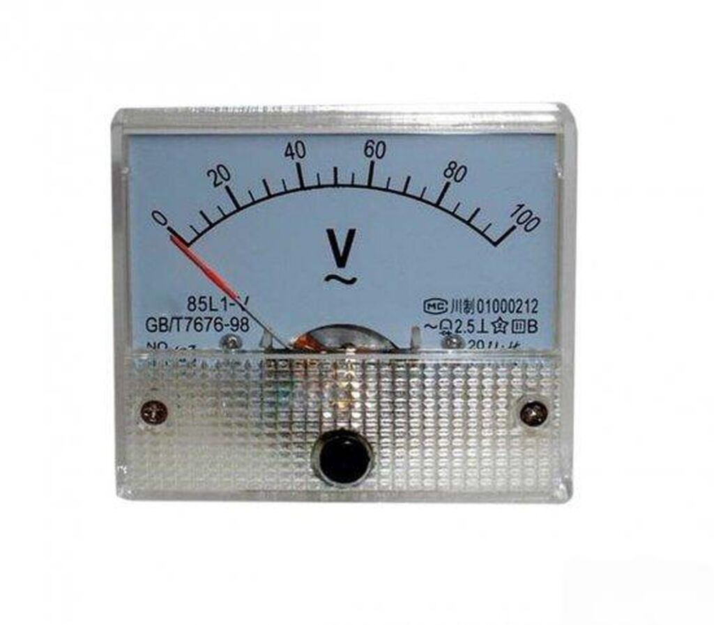 Analogni AC voltmetar 85L1-V - Opseg merenja: 0–100 V AC (na skali