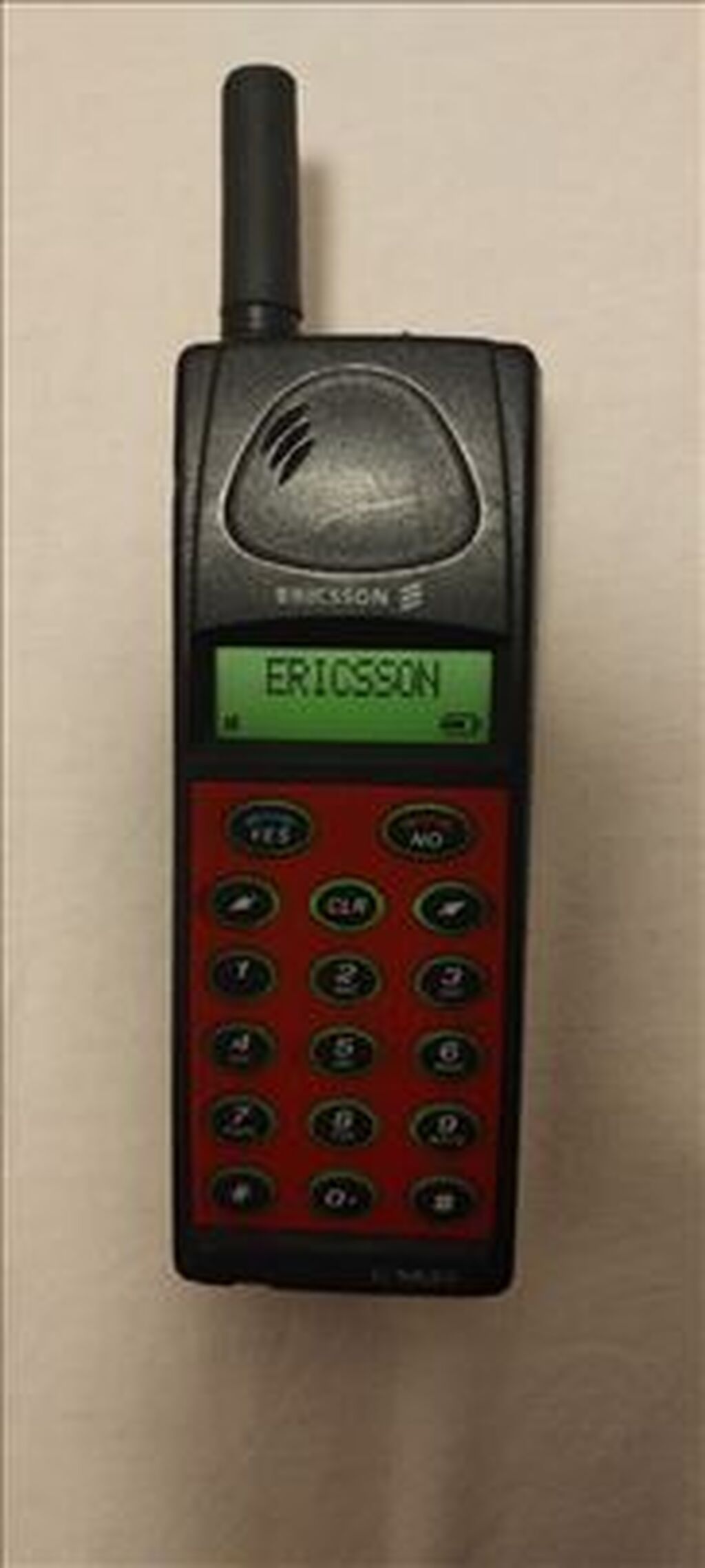 Ericsson 628 Telefon je kao novjako malo korišćen,vidi se na slici
