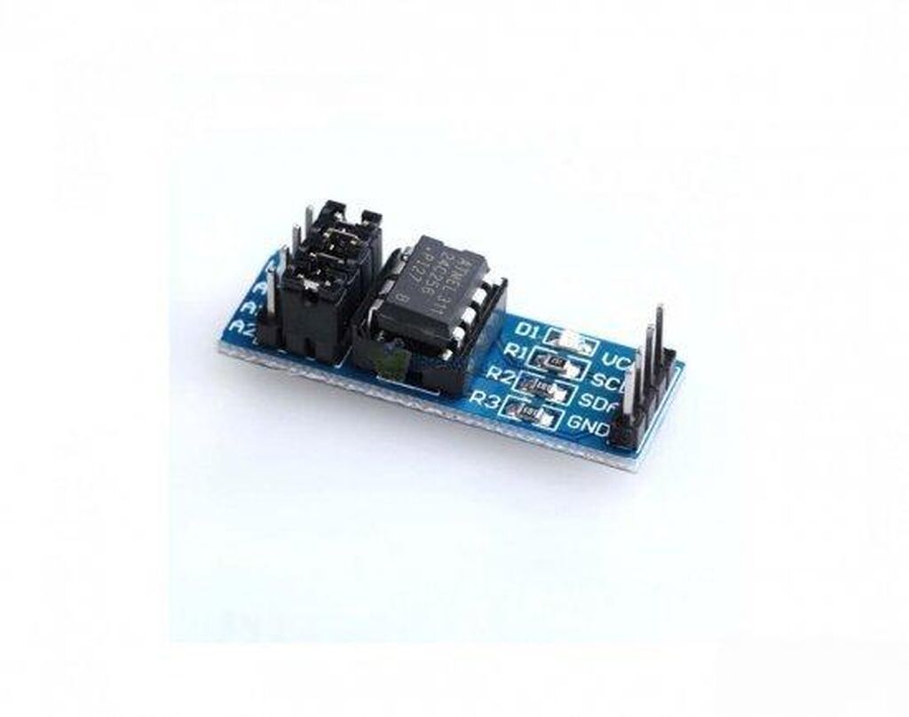 I2C EEPROM modul – 256 kb (32 KB) Opis: - I2C serijski EEPROM