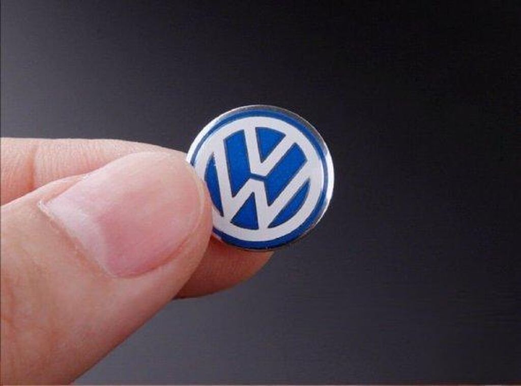 VW okrugla nalepnica/bedž – plavo-bela - Mali okrugli emblem sa VW