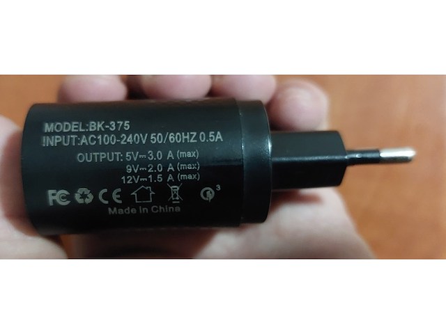 Adapter punjac 5V 3A, 9V 2A, 12V 1.5A