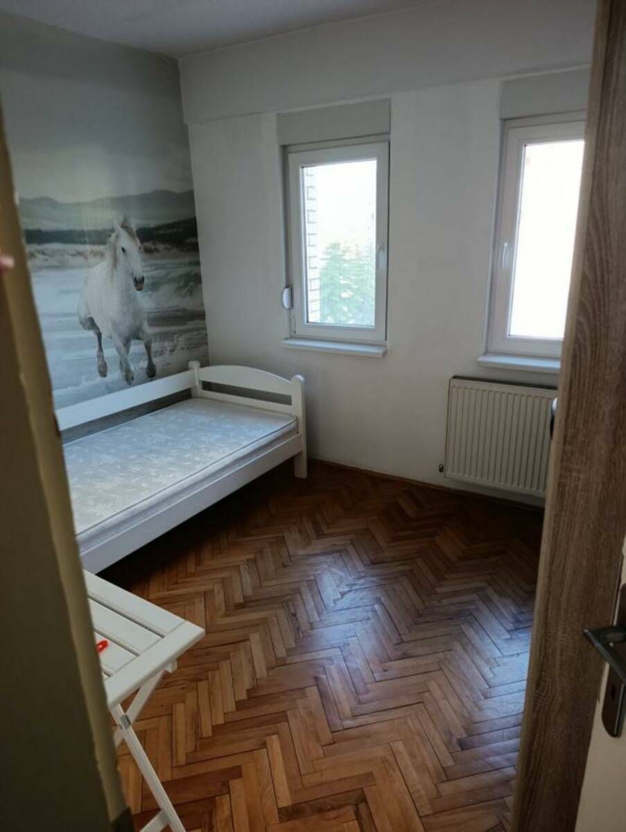 Jednosoban stan, Niš - Crveni pevac | Izdavanje · 20m² · 220€