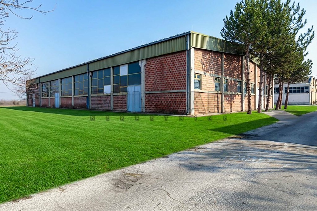 Poslovni prostor / Lokal, Niš - Novo selo | Izdavanje · 1504m² · 6.768€