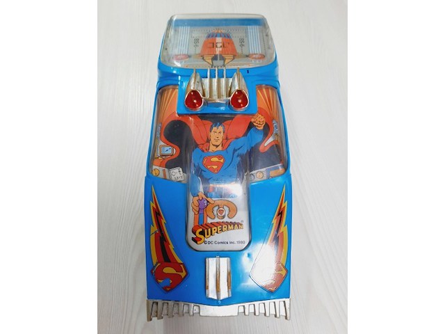 Supermen automobil 25. MAJ LABIN FABRIKA