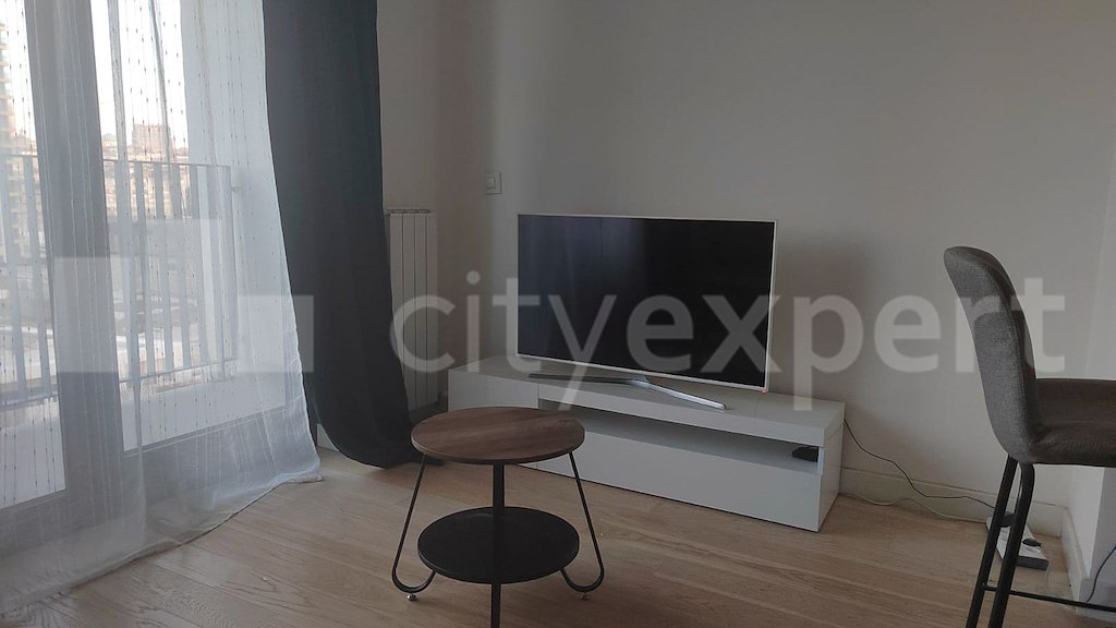 Stan za izdavanje BEZ PROVIZIJE: Jednosoban, 35m², Bulevar Vudroa Vilsona, Savski venac - 950€
